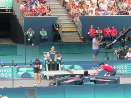 ...巴黎奥运会 男单四分之一决赛#樊振东 对#张本智和 那一天。永远忘...