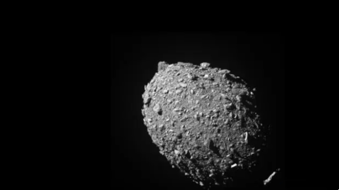 人类首次!NASA宣布美航天器成功撞击小行星:分水岭般重要时刻