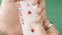 扑克不动洗牌基础手法,魔术师入门扑克假洗技巧