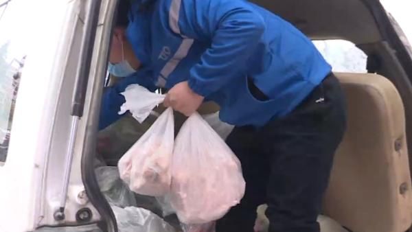 群内称代购物资,男子骗68人后解散业主群