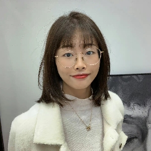 阿趣喜欢晒太阳 