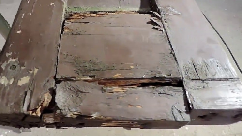 老宅院的木门腐烂,把它拆卸下来尝试修复,爷爷回来激动到颤抖!