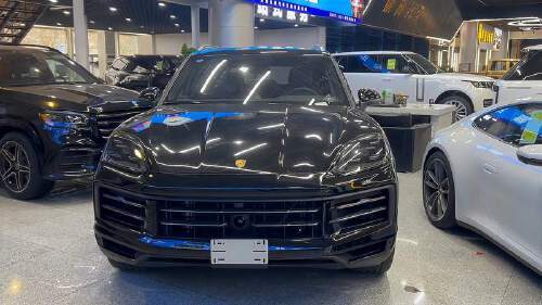 港口保时捷卡宴价格崩盘!80万开走百万豪车,现场实拍揭秘捡漏攻略