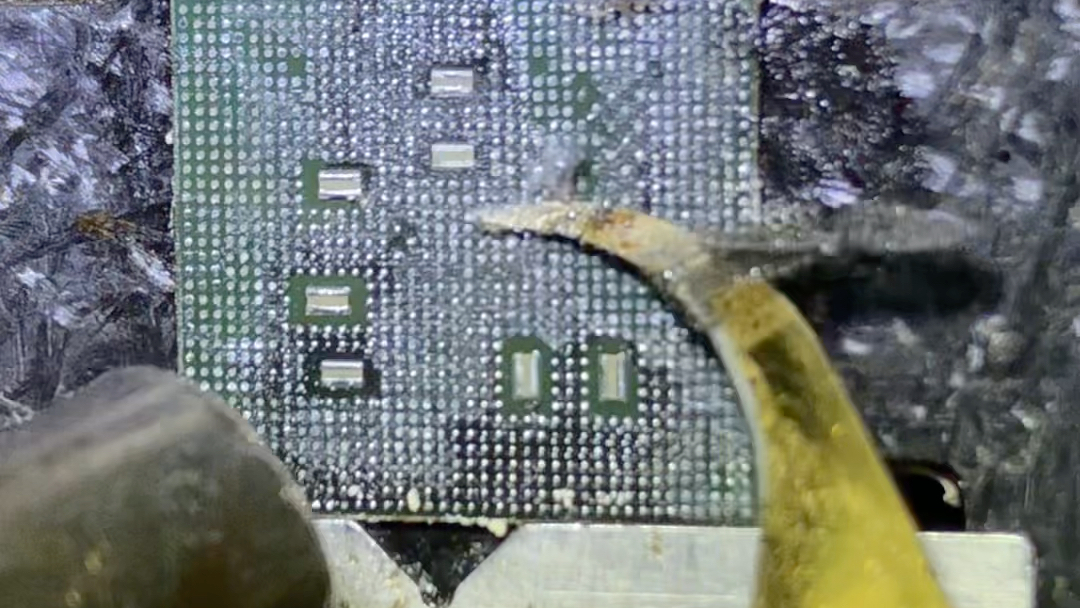 小米11不开机,烧WiFi打不开,花屏重启不进系统,重植CPU都可以修复。