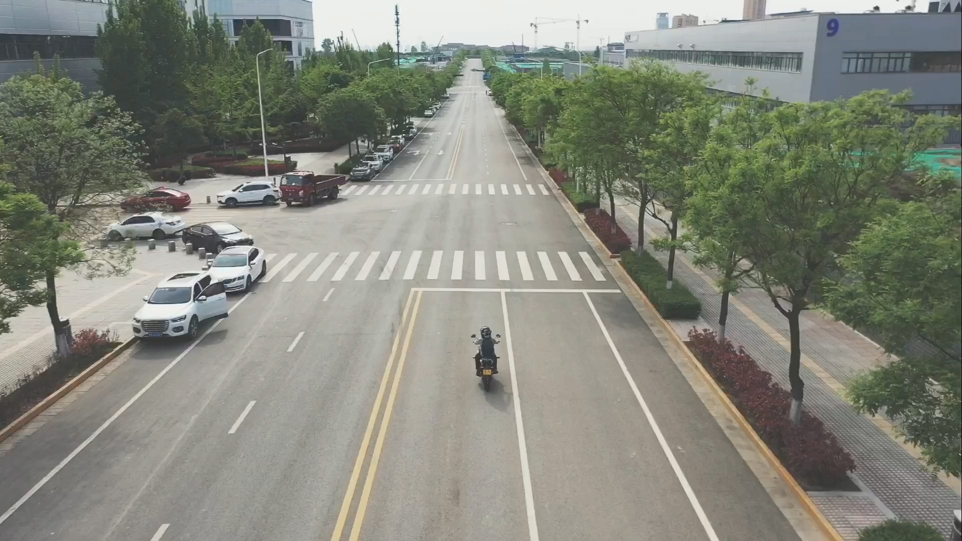 大疆mavic2 pro智能跟随模式,升仕310x,骑行跟拍。