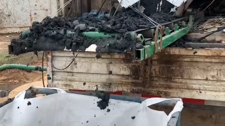 济宁洪星设备租赁有限公司常年对外出租各种大型叠螺污泥脱水机移动...