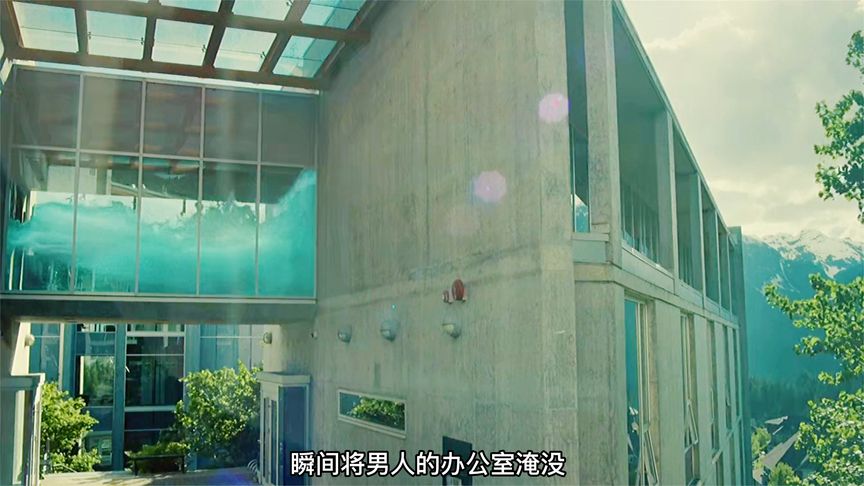 男人竟被电视机里的海水淹死了