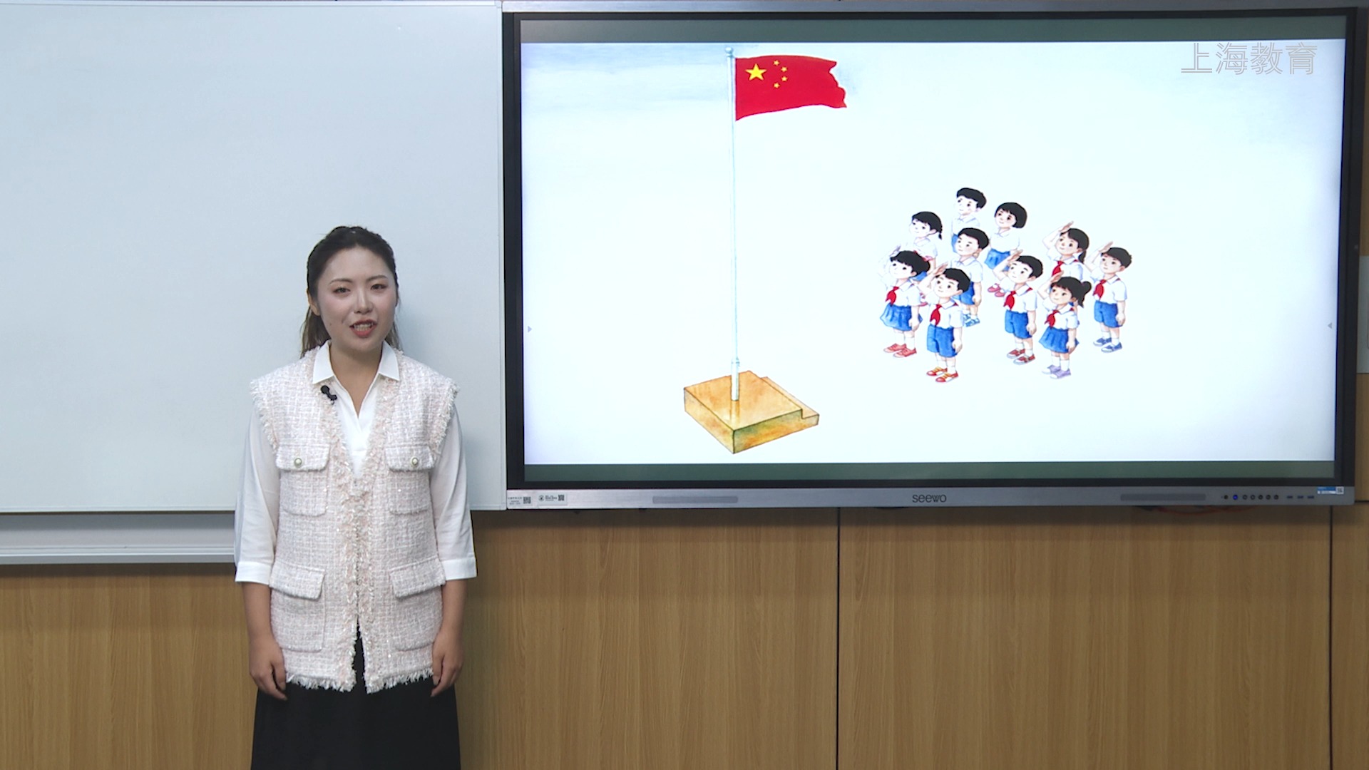 上海/小学一年级/第一学期/语文/第六单元 升国旗(第一课时)
