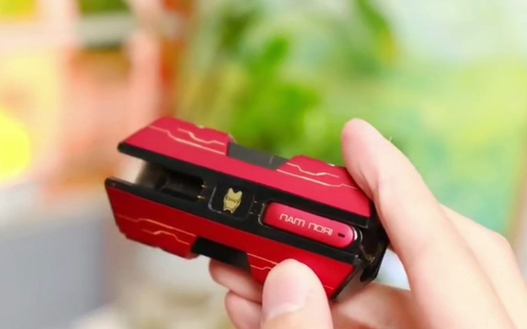 数码评测,科技感满满的漫威蓝牙耳机