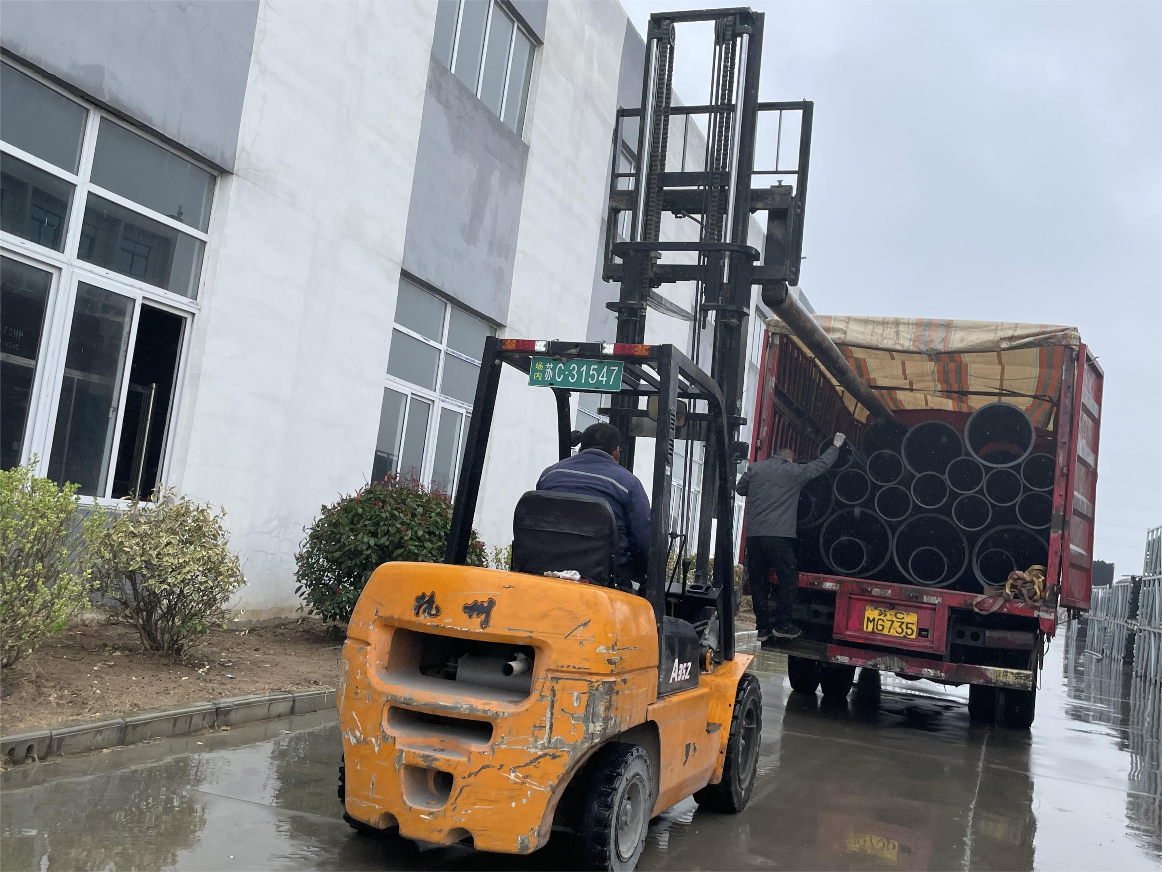 润硕牌聚乙烯管材pe给水管排水管pe管多少钱一米