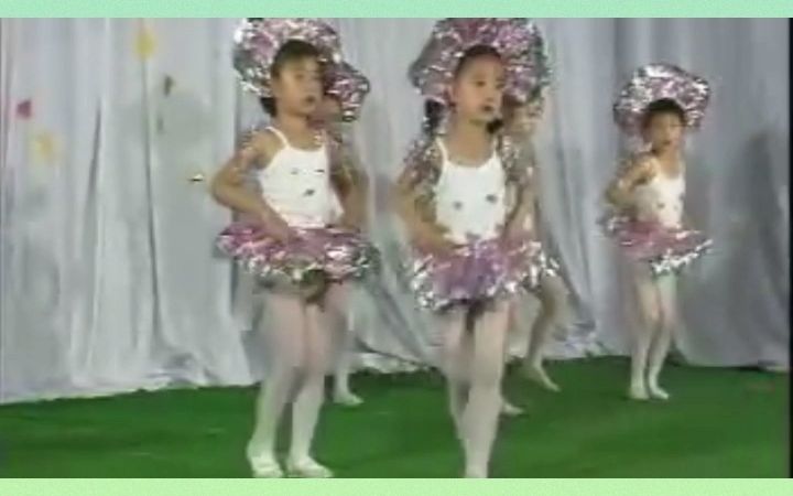 少儿舞蹈《快乐的洋娃娃》完整版分享