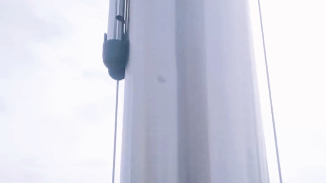 说手摇旗杆没有仪式感,这个改良新版的手拉升降你会选择吗