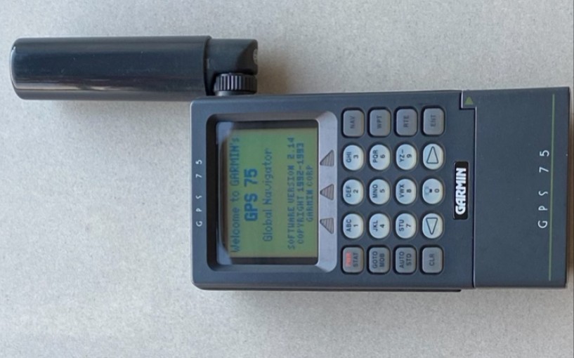 ...GPS 75型 手持gps接收机 1993年VHS commercial视频录像:使用说明...