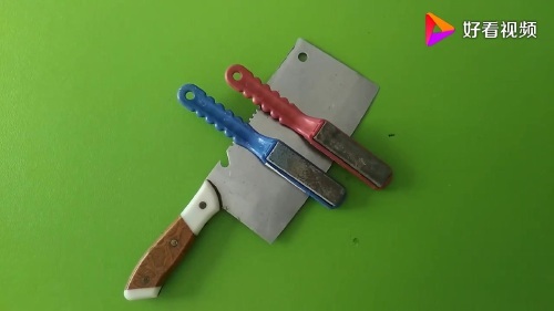 磨刀石怎样磨刀更锋利，老师傅教我一招，果然锋利无比，太实用了