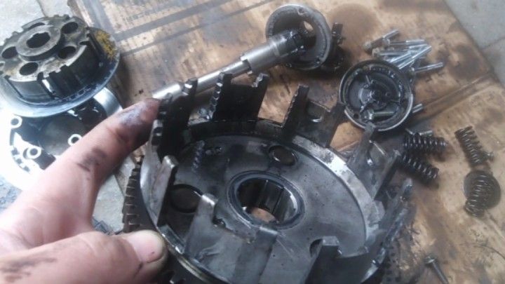 摩托车离合器打滑时,一定要及时维修!