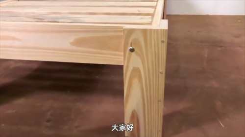 木板单人床制作过程,简单的材料工具,制作一张单人床