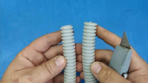 两根波纹管如何链接又方便又结实,看老师傅现场用管子教大家接管