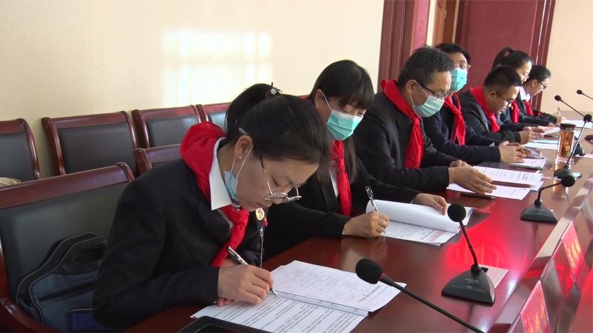 中国少年先锋队交口县第六次代表大会召开