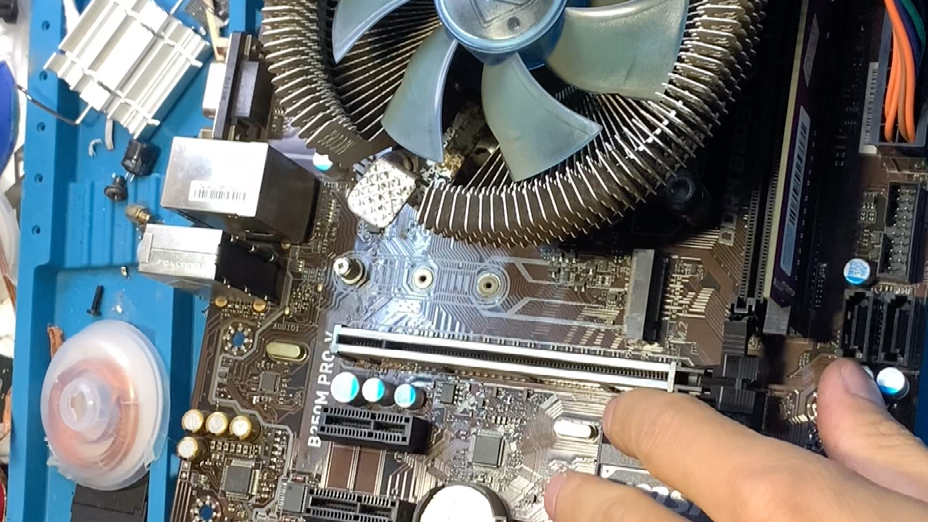 开机提示usb报错15秒关机,我只需15秒就可以秒杀这故障,不信你进来...