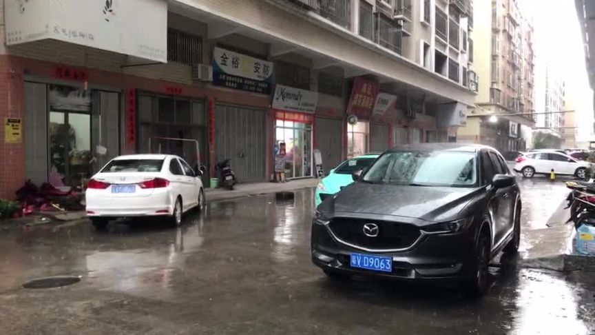 #dou是好车 #抖音汽车 #标致 整个二手的不香吗,硬顶敞篷。