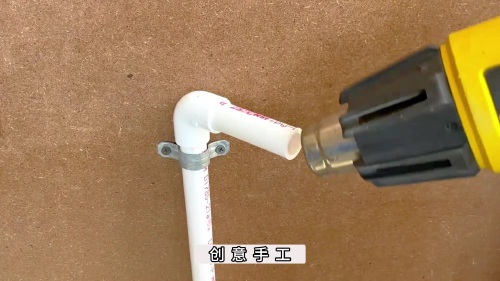 软管连接到pvc管,这个方法最有效,赶快试试吧