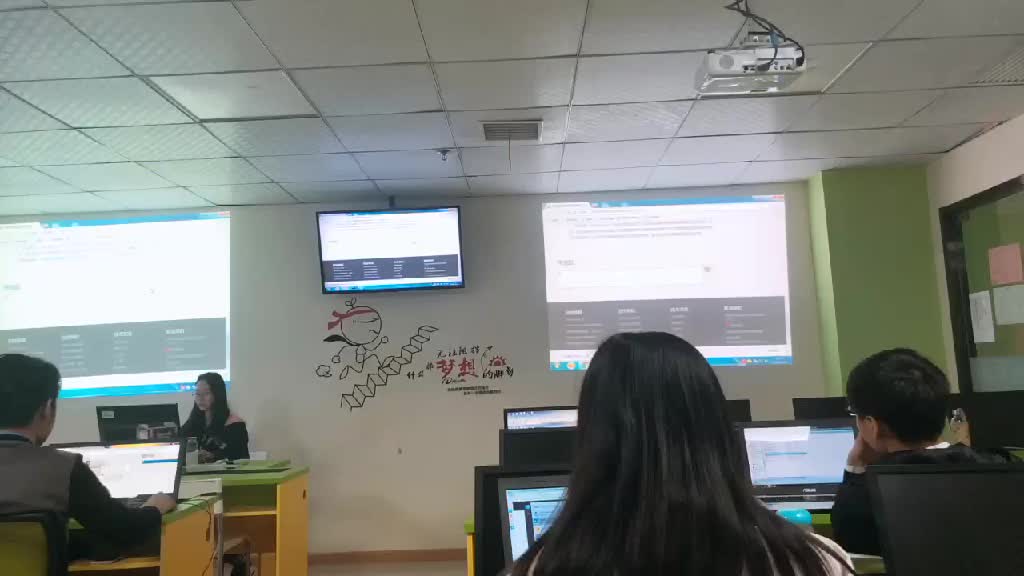 AID1805个人项目评审进行时