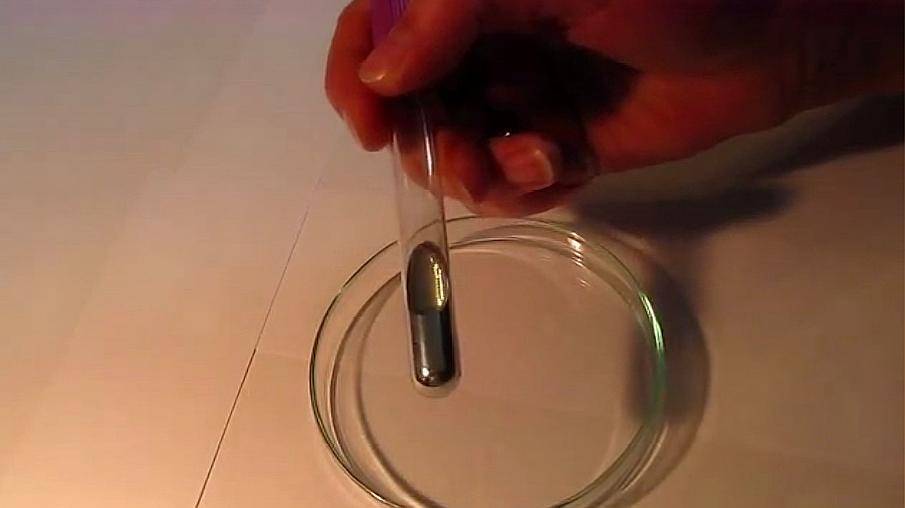浓硫酸和水银混在一起会发生什么?老外亲自实验,结局出乎意料