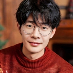 医学高校教师 