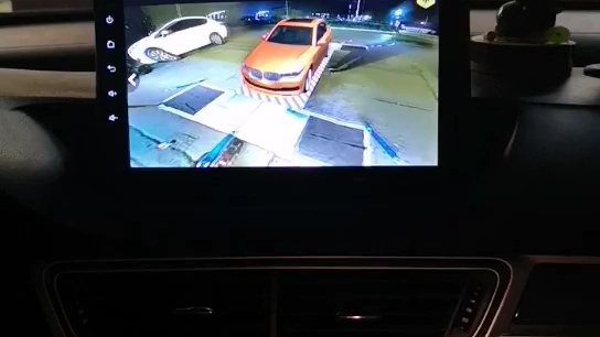 ...308超级3D 360全景导航一体机行车记录仪倒车影像安装效果视频分享