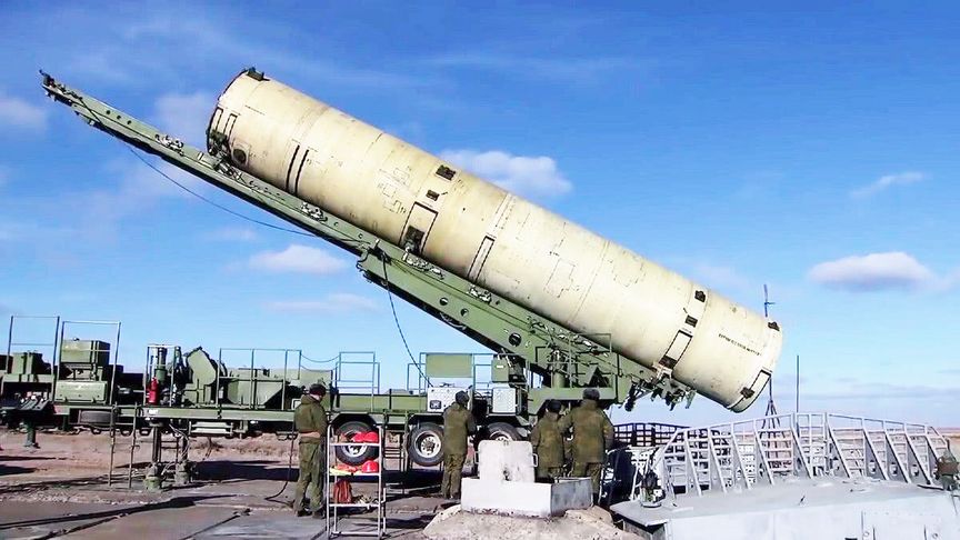 大战来临之际!俄罗斯突然发射核弹,释放明确信号,牵动美国神经