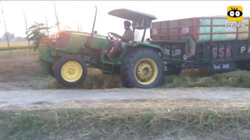 拖拉机得看印度的,两个前轮不着地也能很好转弯