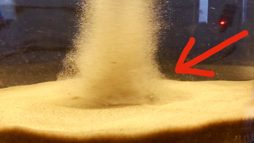 测试:模拟器以120的高转速模拟龙卷风原理!结果很是震撼