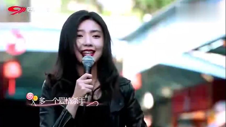 王杰专场演唱会:王杰调皮搞笑颠覆人设 忆初恋女友痛哭
