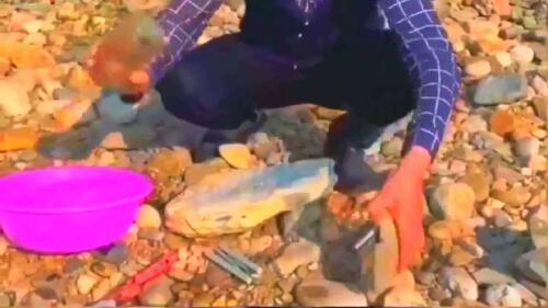 路边捡到的石头不要扔,教你如何分辨是不是玉石