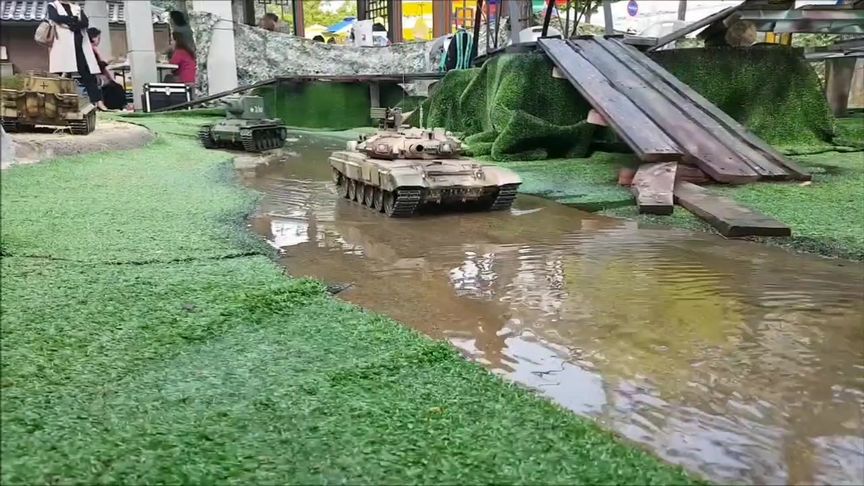 我就想问问,中国模型这样子展示,哪里丟人了?