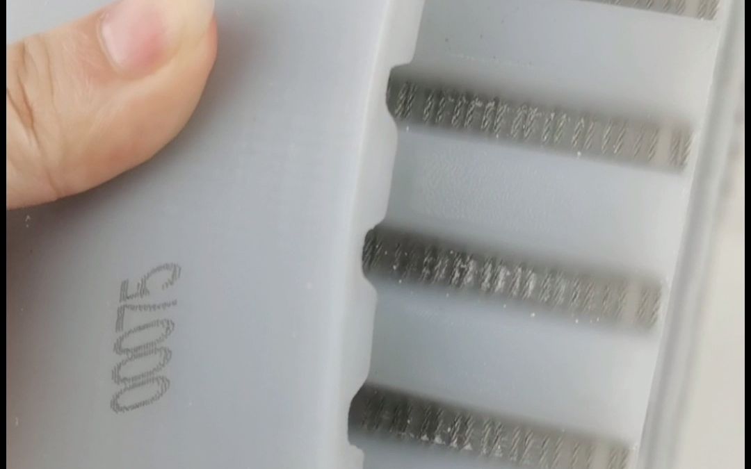 主要应用在中空玻璃、陶瓷行业的传动带 能耐酸碱、耐腐蚀,吸水性小,...