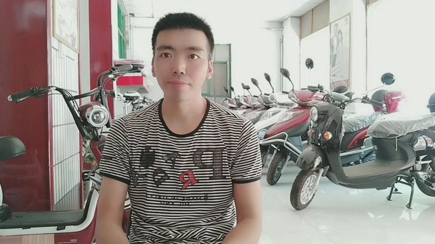 电动车电瓶怎么连接?修车师傅教你一个绝招,保证一学就会。