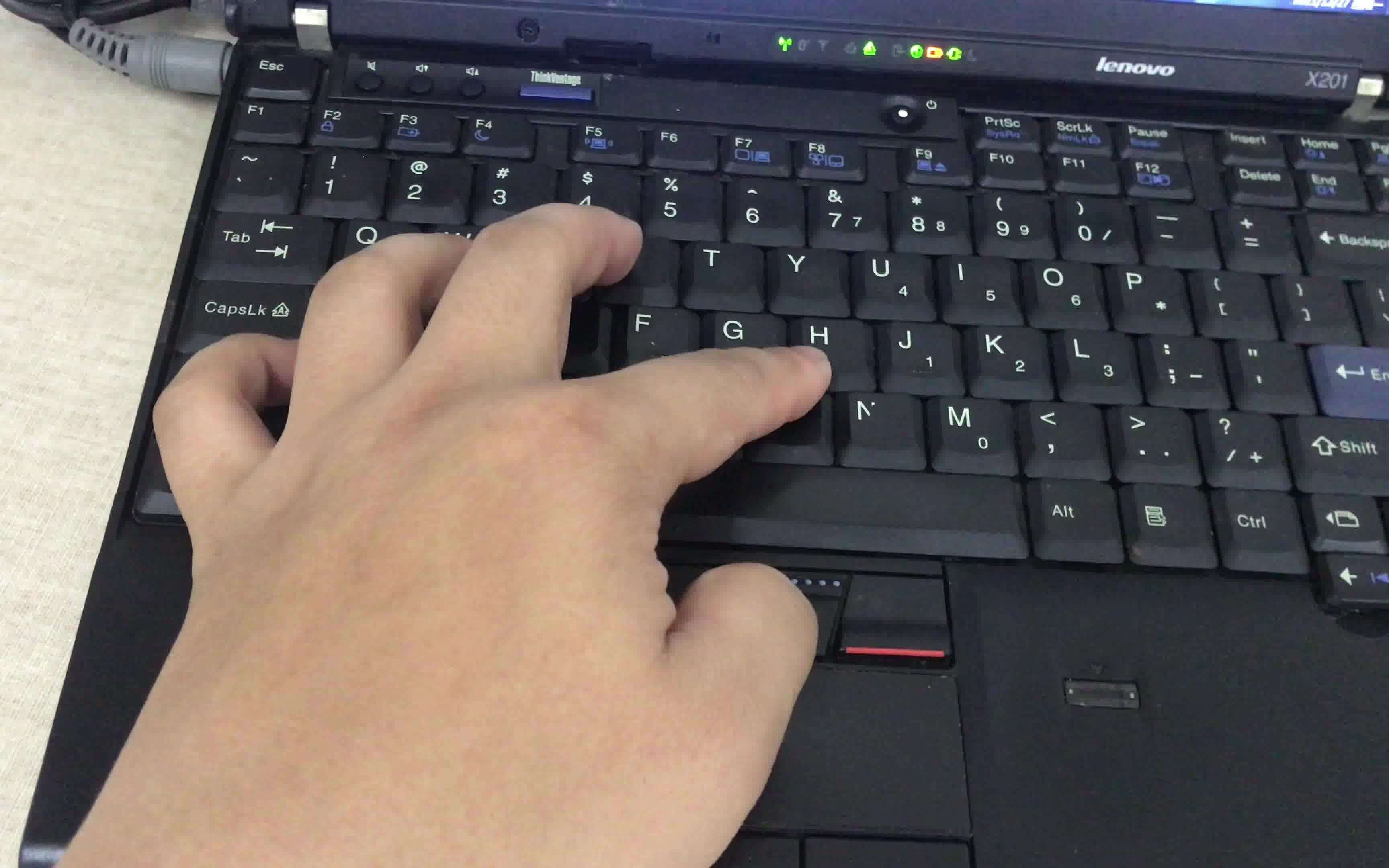 300块钱的ThinkPad X201大战PSP(I5 540M)附电池对笔记本性能的...