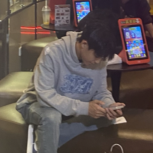 那不史诶 
