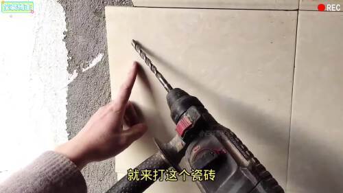 软水管接水龙头别用铁丝缠!第一步做错,怎么接都漏水!