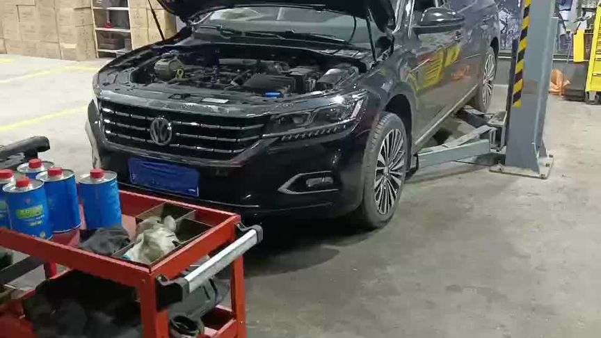 严格按照保养手册施工!#汽车维修