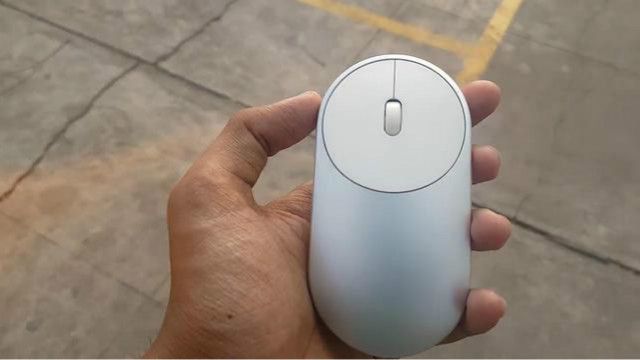 小米便携鼠标怎么样?看国外媒体开箱评测