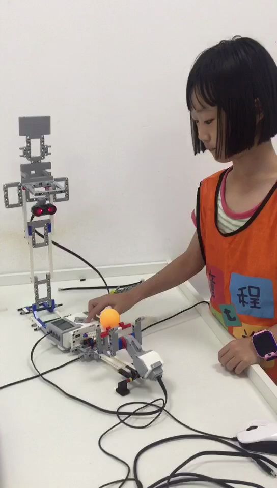 EV3智能投篮机器人