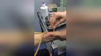 威高安全留置针单手操作(老年人)-斯文人