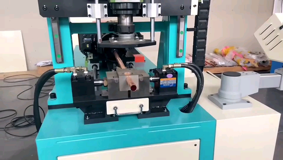 等径拔孔,铜管铝管不锈钢冲孔翻边机 圆管冲孔机