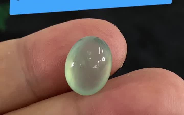 注胶的是假货不能碰!起胶的是高货不能丢!快看看你的翡翠是哪种吧 !