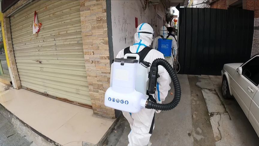 深入阳性确诊者家中终末消毒是一件繁重琐碎又危险的事