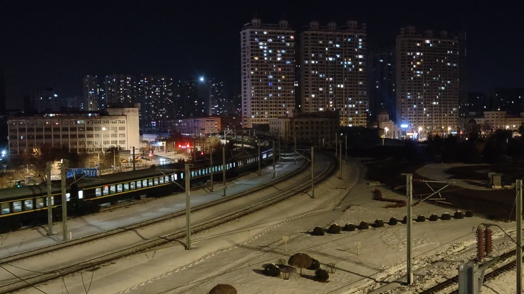 【滨洲线】K1302次列车进哈尔滨站