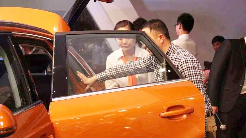 买车时什么钱是必须交的?这种费用一定不要交,很多新手都不懂