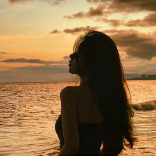 摇摇晃晃的大树 